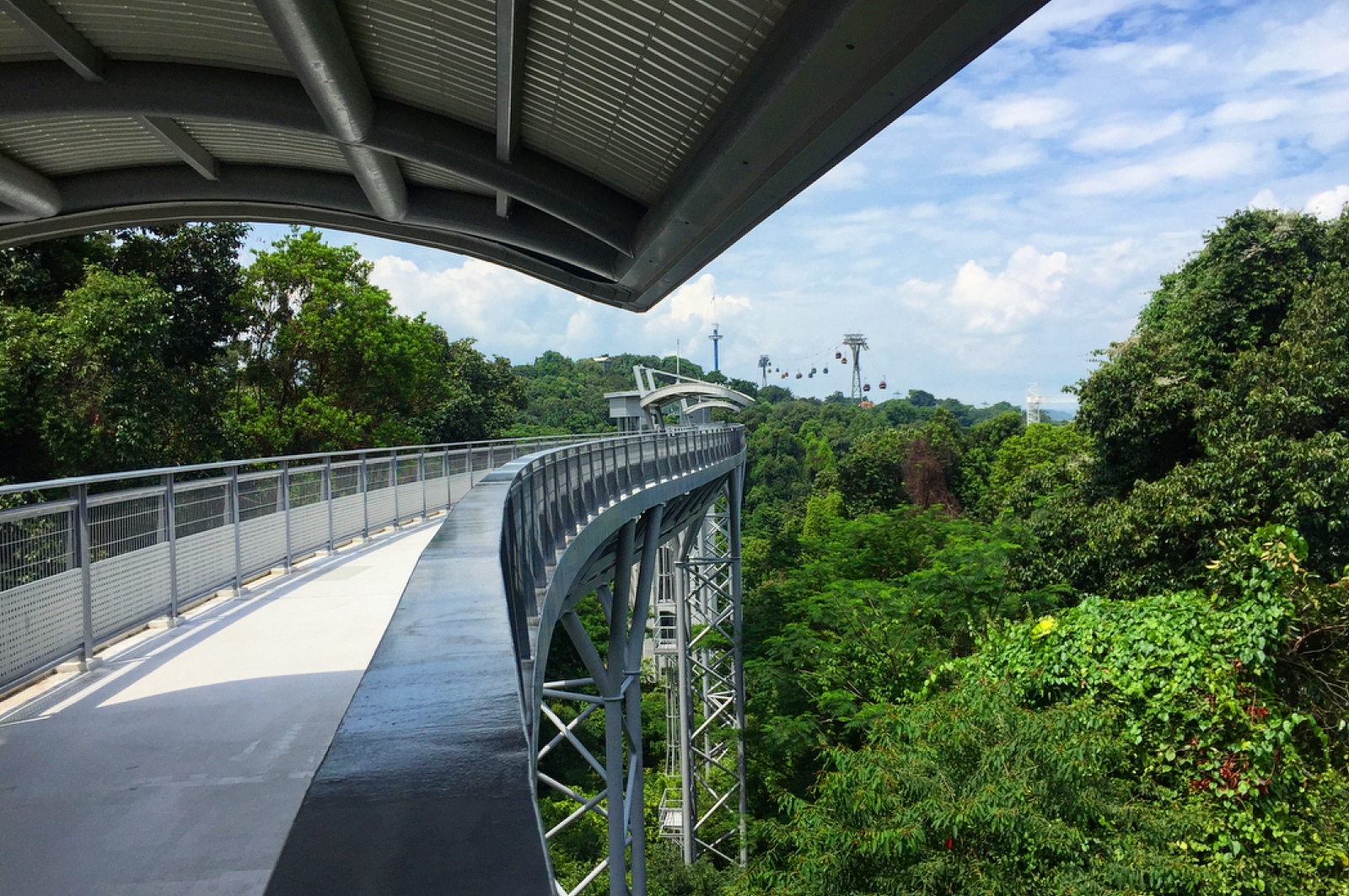 Walking trail at Fort Siloso, Sentosa Island, Singapore | Gokayu, Your ...